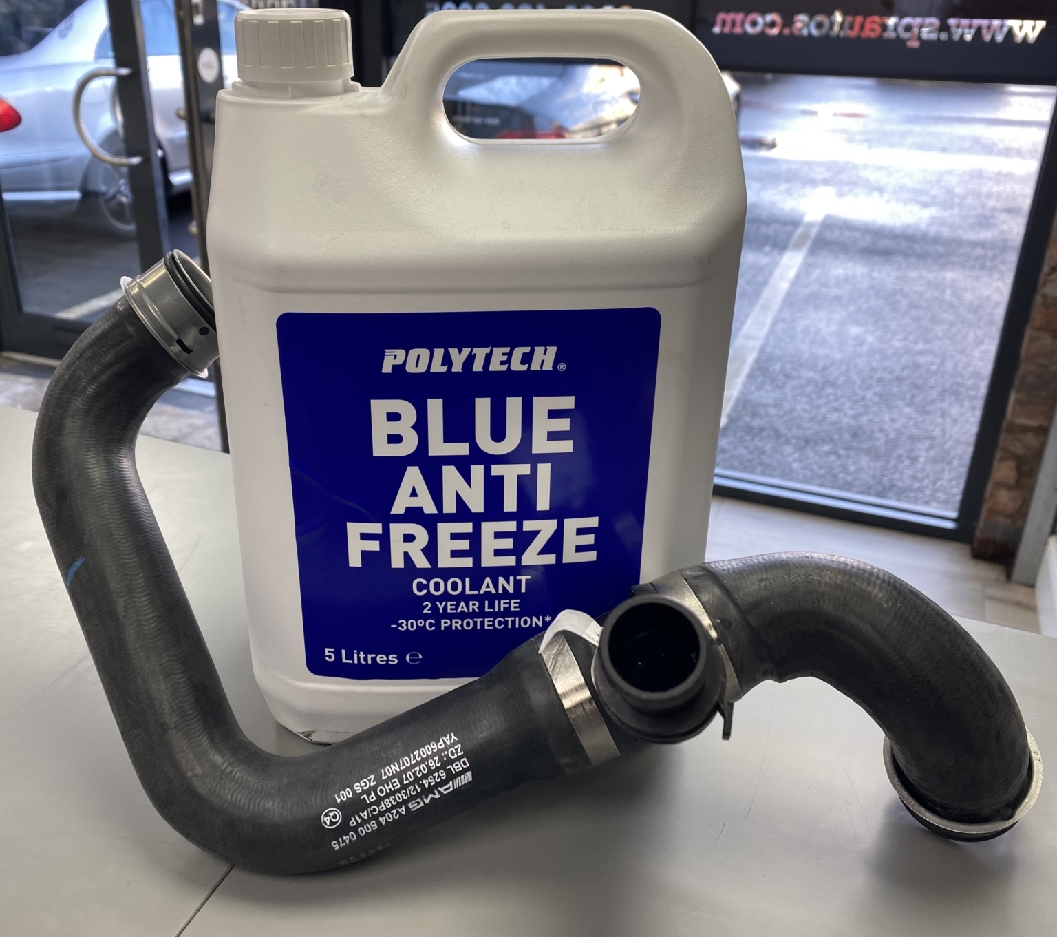C63 AMG cooling hose A2045000475 with 5ltr blue coolant from SPR Autos ...