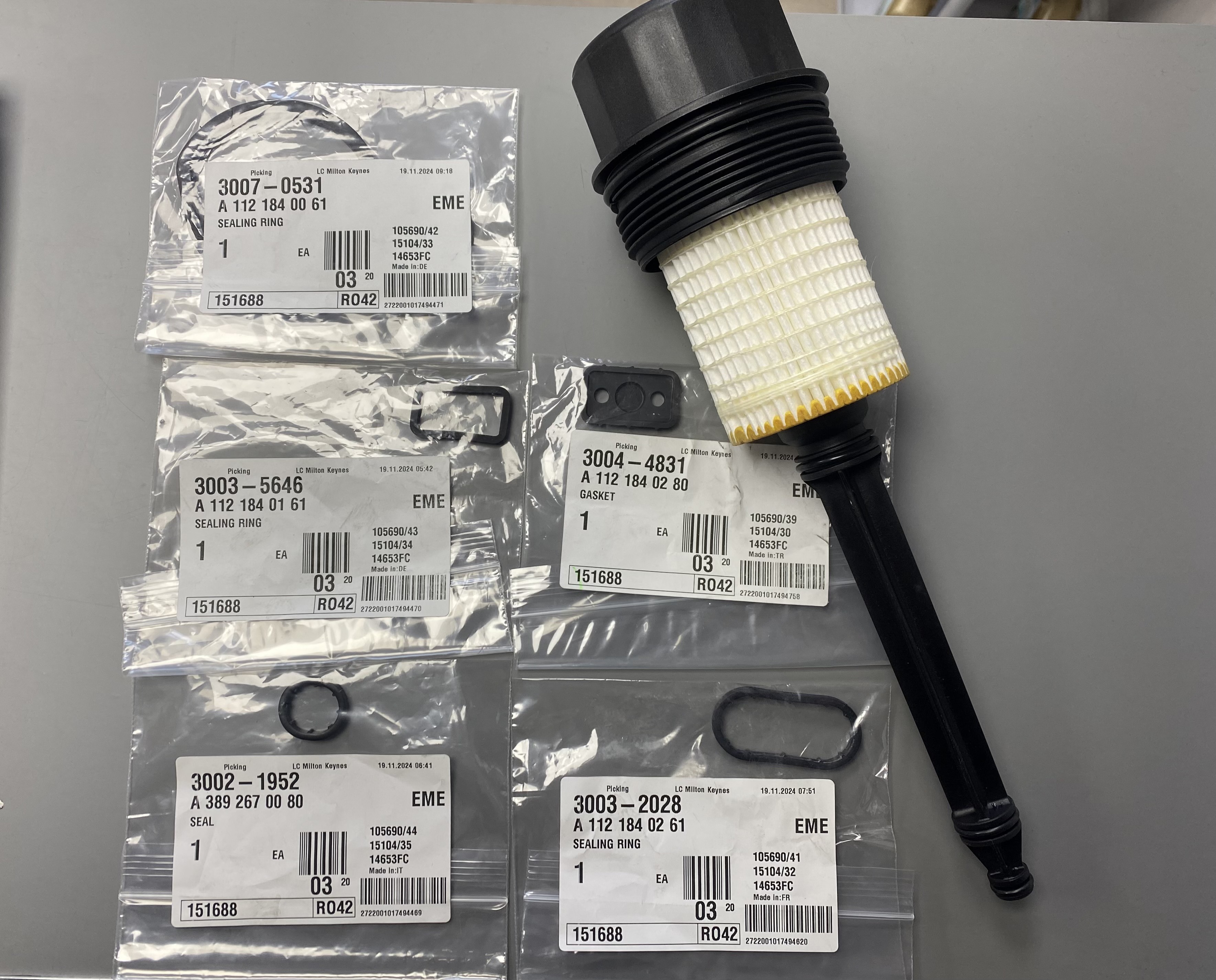 M113 v8 & 55 AMG Oil filter housing seal kit A1121840061 A1121800710 ...